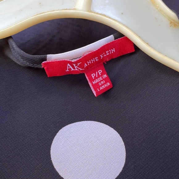 AK Anne Kkein | Tops | Ak Anne Klein Sleeveless Top Nwt | Poshmark